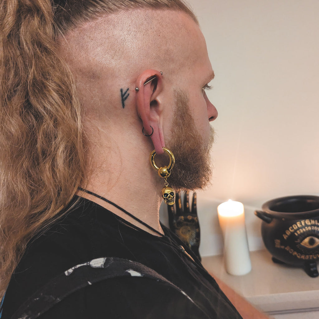 Skull Hanger Gold PVD Magnetic Ear Weight | Unique Ear Hanger | SIBJ ...